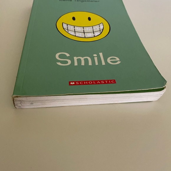 Scholastic | Other | Smile By Raina Telgemeier Graphic Novel | Poshmark